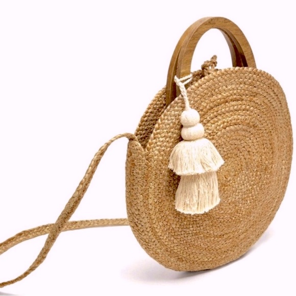 Zara | Bags | Zara Raffia Round Straw Basket Bag With Tassel | Poshmark